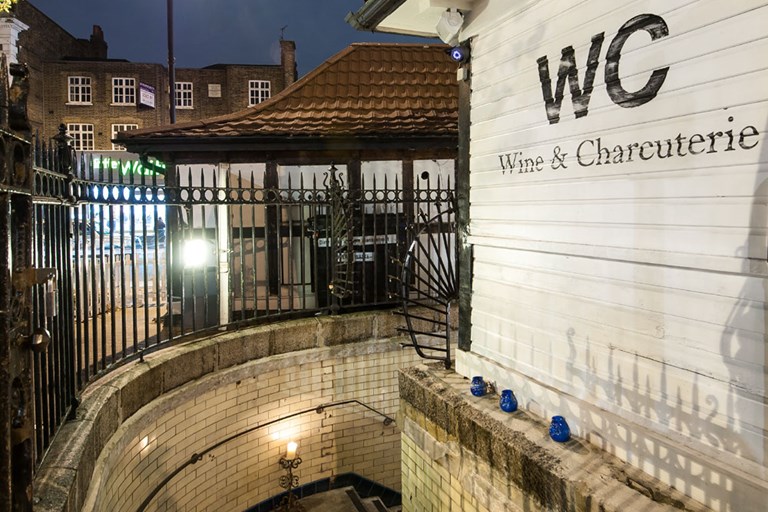 Historic Pubs To Visit In London | The Harrington Collection