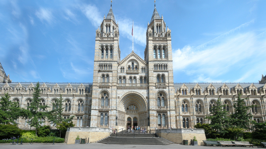 London’s Five Must-See Iconic Buildings | The Harrington Collection